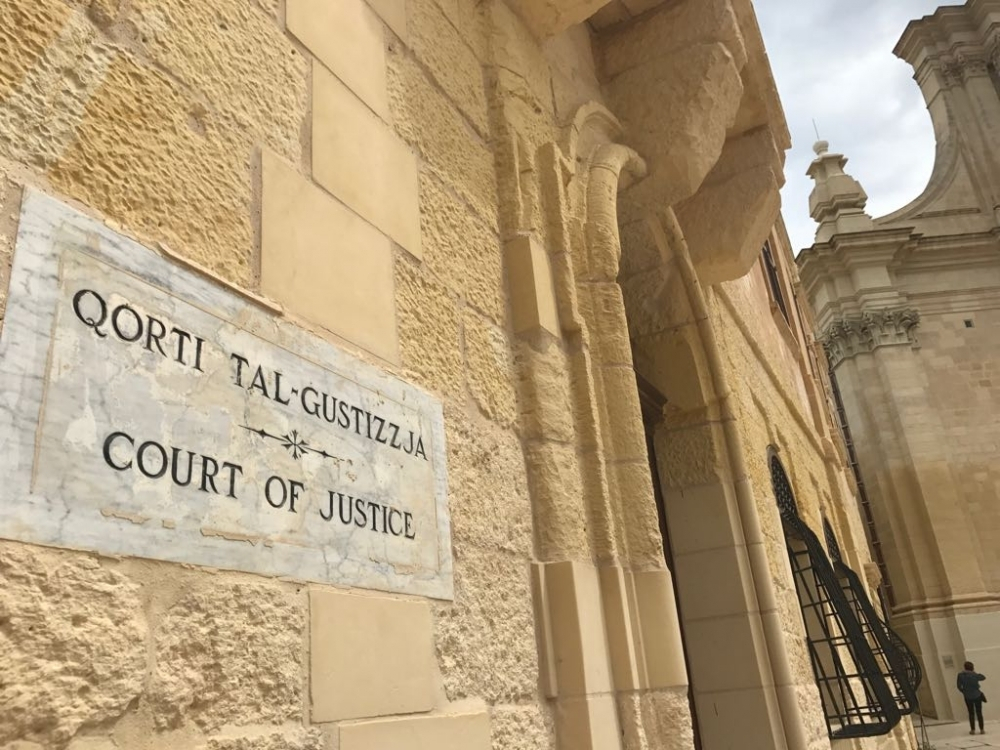 Man handed 20-month-sentence for violent assault and damage to cars