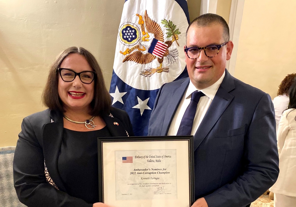 FIAU head Kenneth Farrugia honoured by Americans with anti-corruption award