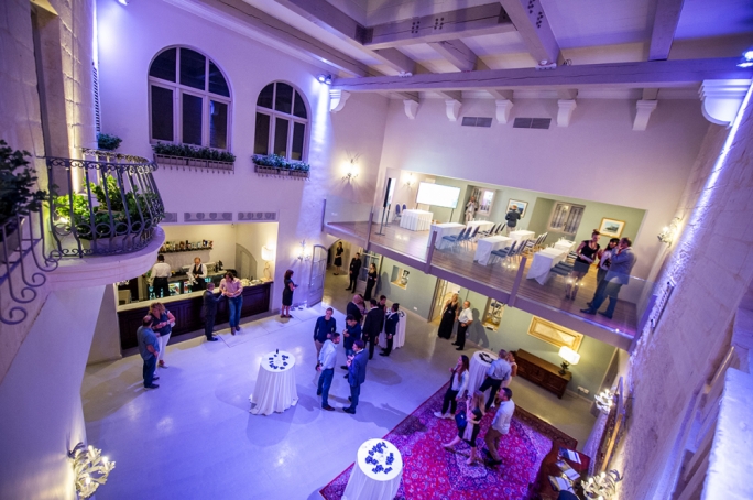 The Club House provides the perfect setting for your winter wedding