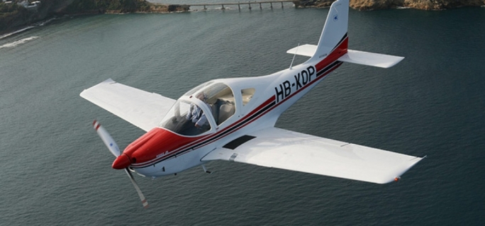Light aircraft crashes on landing, no one injured - MaltaToday.com.mt Light aircraft crashes on landing, no one injured - MaltaToday.com.mt