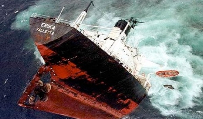 1999 Erika disaster: French court may throw out Total spill ruling ...