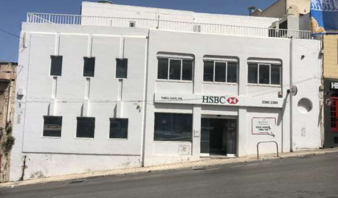 Richard England disowns Mellieħa HSBC building