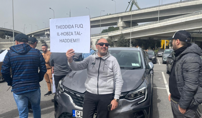 Cabs lobby initiates judicial proceedings against government over ...