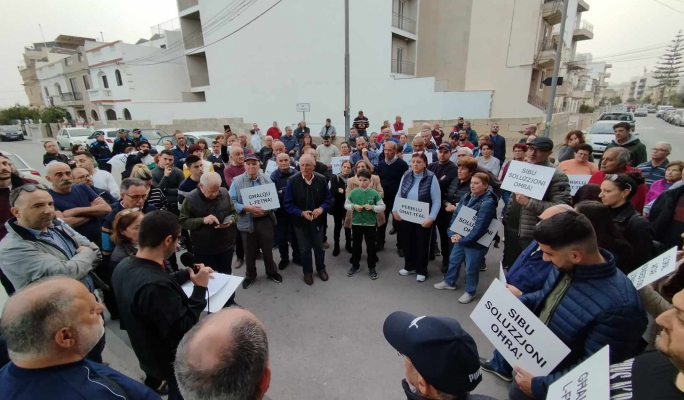 Mosta residents and local council to insist on closure of temporary ...