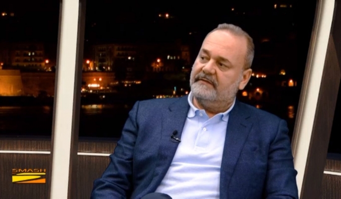 Manuel Cuschieri brings the old guard in from the cold on Smash TV