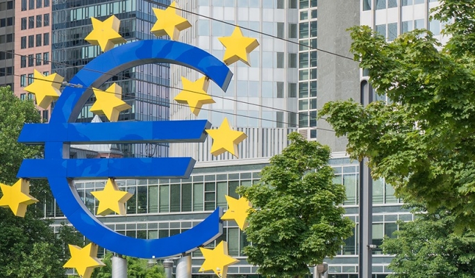 Alfred Sant casts doubt on ECB inflation forecast