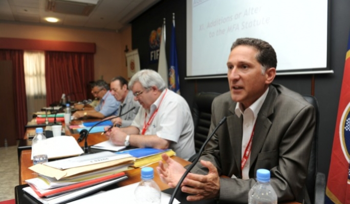 Altercation between Peter Fenech and Saviour Balzan in court ...