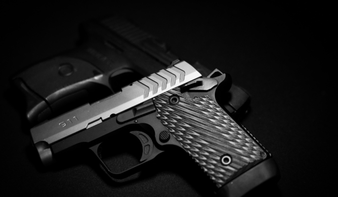 Obsession turns dangerous: Man admits to sending gun photos to woman