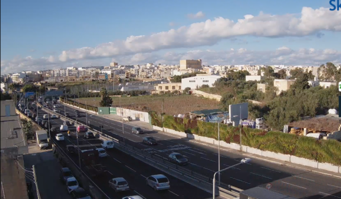 Three-car collision in Ħamrun-Marsa bypass leads to major traffic jams