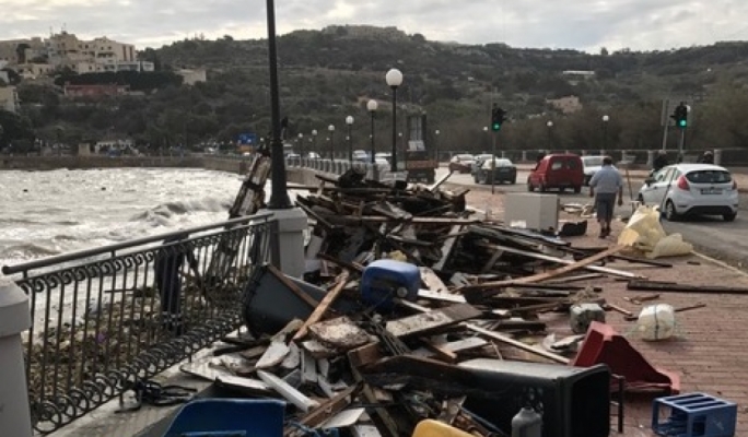 200 tonnes of debris and seaweed expected after powerful Malta storm